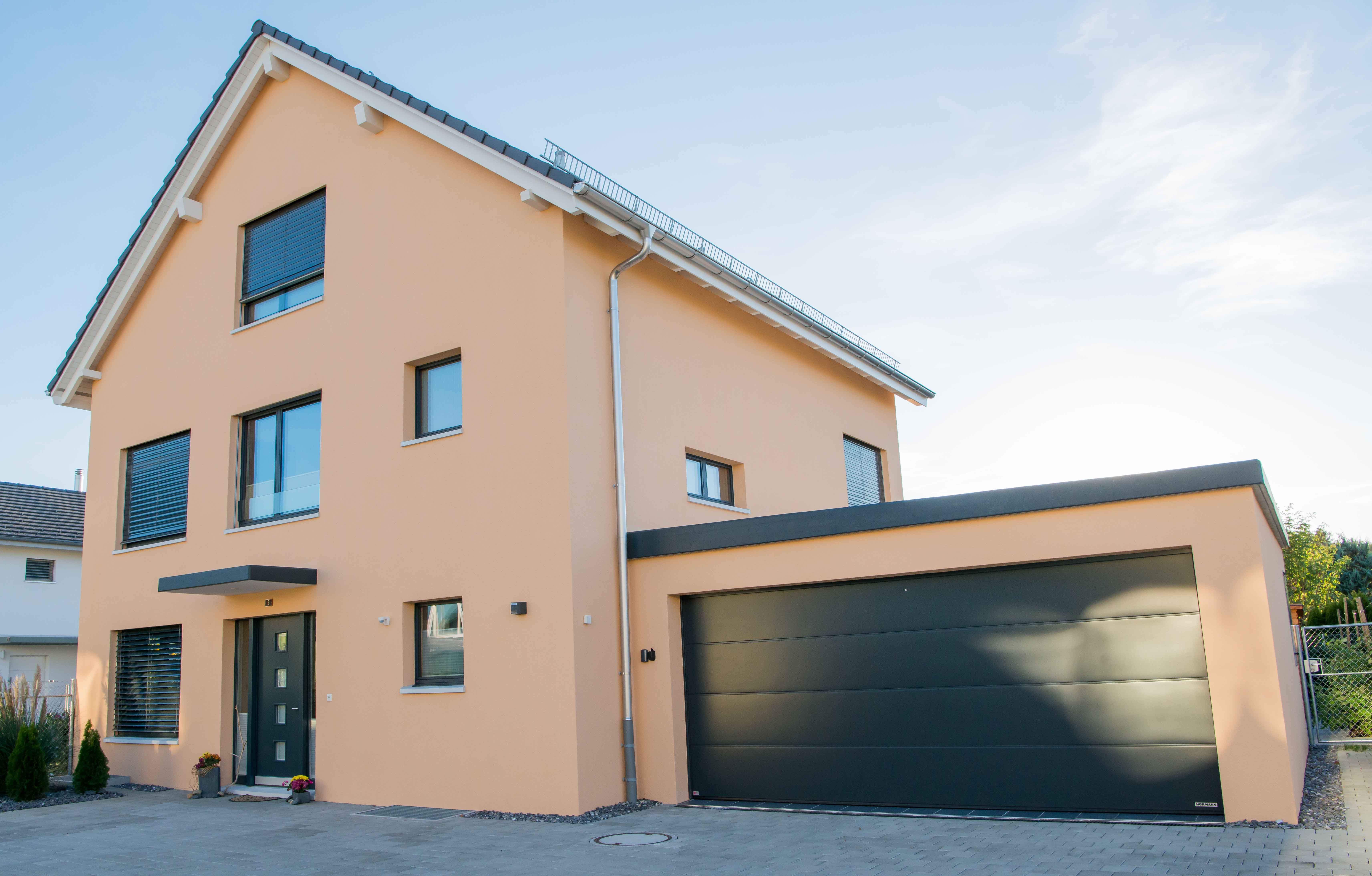 Starhaus AG: Einfamilienhaus in Dozwil im Minergiestandard · Starhaus AG